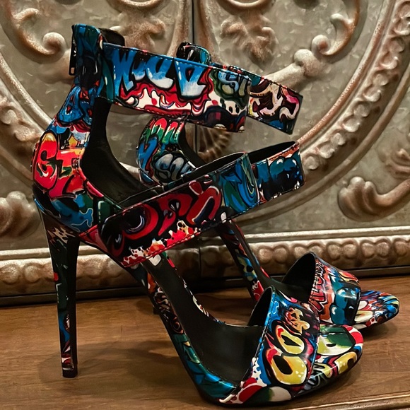 Steve Madden | Shoes | Graffiti Heels | Poshmark